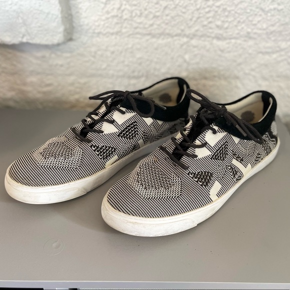 Clarks | Shoes | Clarks Mesh Sneakers | Poshmark